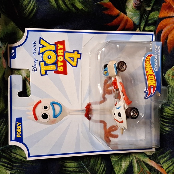 Hot Wheels | Toys | Hot Wheels Disney Character Car Toy Story 4 Series ...